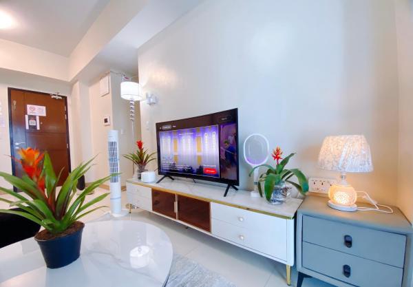Spacious And Comfortable 3br, 2br, 1br Suitable Family Reunion Ii Seaview And Poolview Ii Next To Okada, Airport, Moa, Free Parking - Muntinlupa