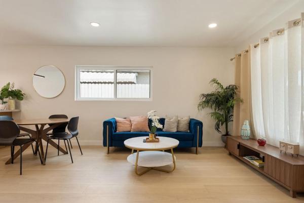 Markland 211 - Rosemead, CA