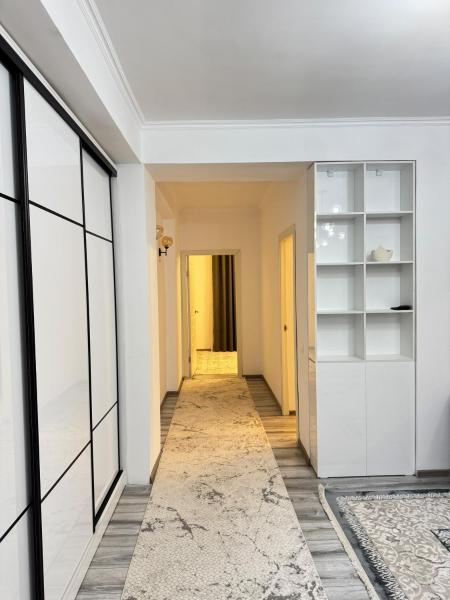 Sky View Three-bedroom Apartment - Bishkek