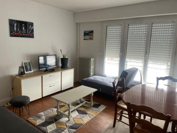 Appartement à 2km Du Circuit, Proche Tram, Accès Direct Du Circuit En Tram En 5 Mn - Le Mans