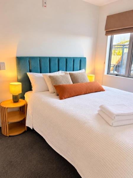 Wanaka Apartment Pool Spa Sauna Walk To Town - Wanaka