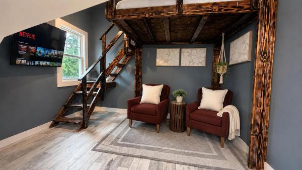 Lake-view Loft Above Whiskey Wolf Tavern - Vernon Township, NJ