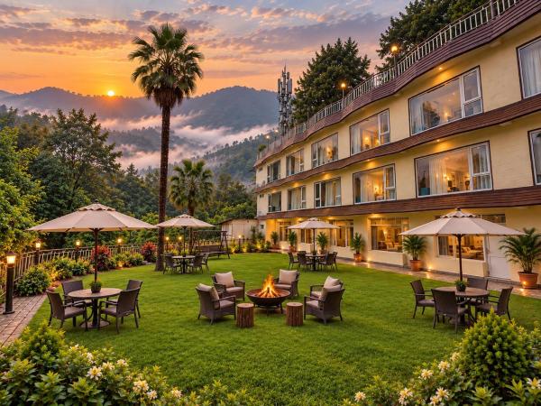 The Ambika Palace Near Mall Road Mussoorie With Parking - Mussoorie