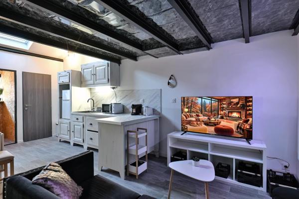 Capdevila - Triplex, 2 Suites Parentales, Balcon - アヴィニョン