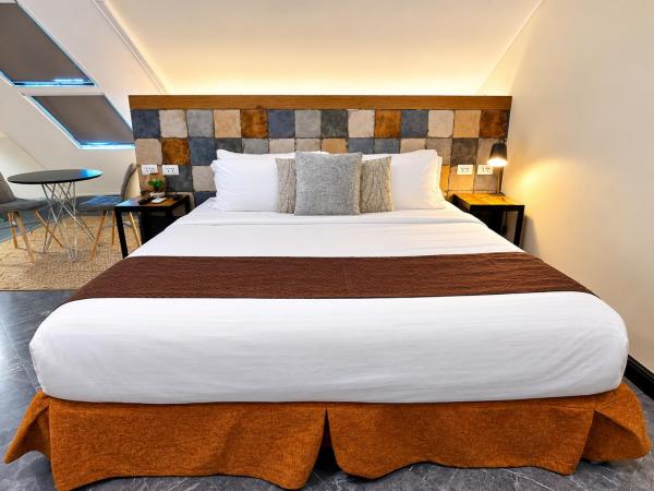 4-minute Airport Family Suites - Cebu