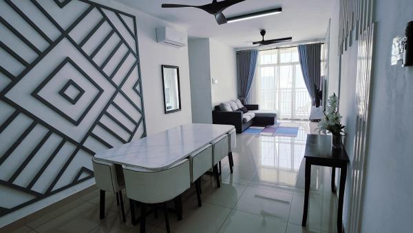 Sadiyra Homestay Next To Alamanda Mall, Netflix & Wifi - Putrajaya