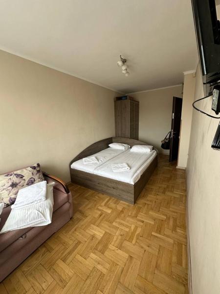 D-luxe 6 - Lviv