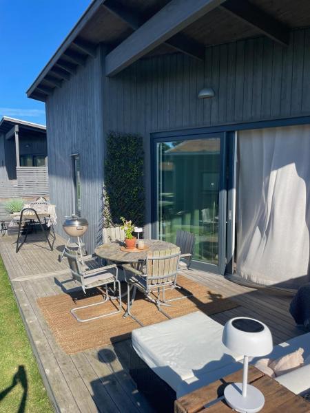 Modern Bungalow Med Havsutsikt På Tofta Strand - 고틀란드 주