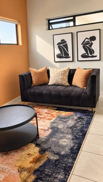 Alimama Spaces Chantelle's Greenlee Studio - Sandton