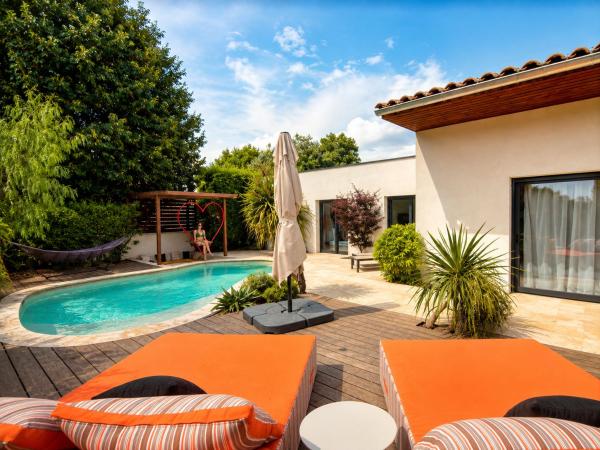 -Oasis&nirvana-lisle Sur Sorgue-piscine 4 Chambres Climatisées Babyfoot Barbecue Brasero - Orgon
