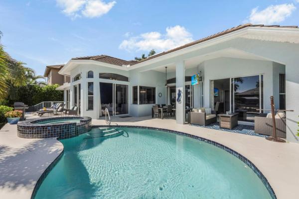 Spectacular Waterfront Home With Pool, Spa And Dock - Marco Island, FL