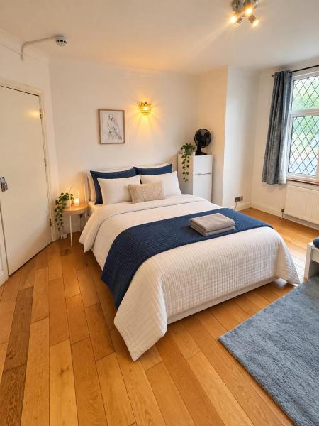 200m To Wembley Stadium Rooms - Watford