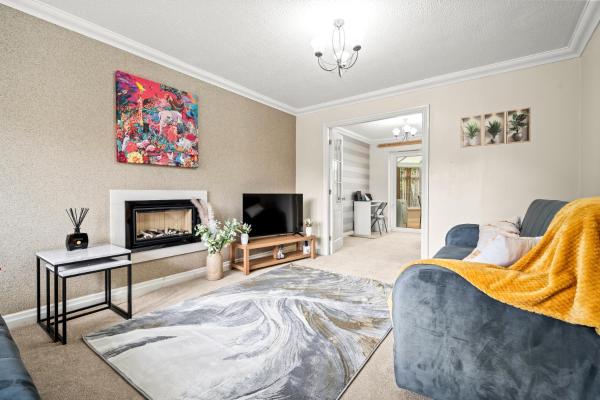 4br 2bath & 2wc, Wifi, 7 Beds, Driveway, Bolton, Long Stays Welcome - Bolton