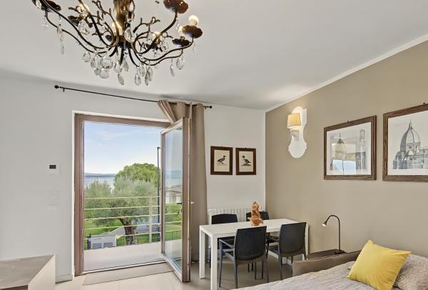 Panoramic Apartment - Padenghe Sul Garda