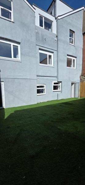 Burton House - 2br - Sleeps 4 - Flat 9 - Barry