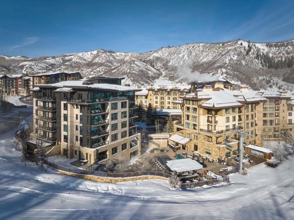 Contemporary 3 Bedroom Luxury Ski In, Ski Out Residence In Snowmass Base Village - Aspen