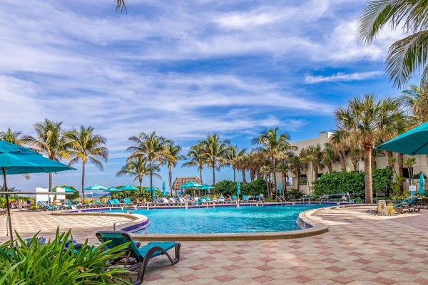 Hollywood Escape, Piscina, Playa - Miami Gardens, FL