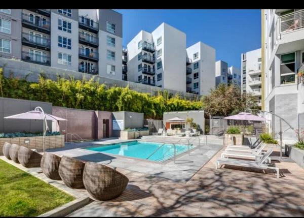 Spacious 2br Near Petco Park & Convention Center - Santee, CA