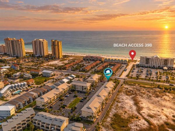 Sunset Point- Beach Pool & Sunset Views - Navarre Beach, FL