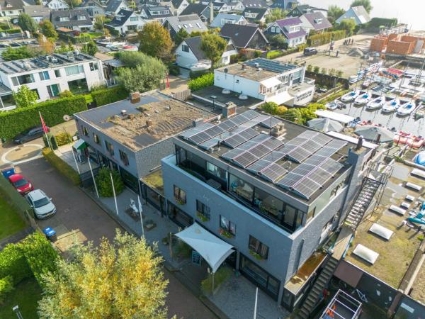De Kaag Watersport Groepsaccommodatie - 80 Pers - Lisse