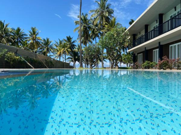 Golden Star Beach - Sri Lanka