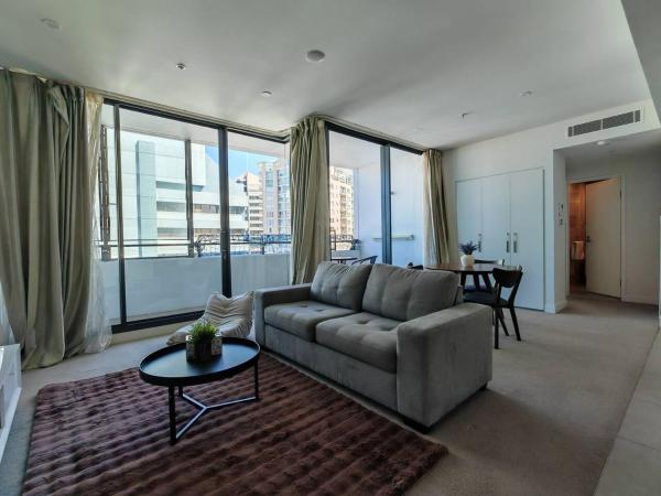 Modern High-rise Sanctuary In Central Chatswood - Mosman