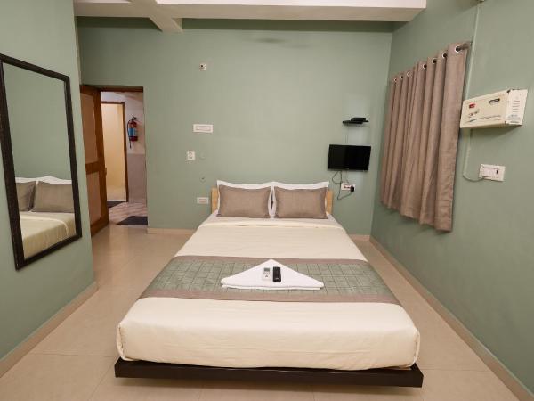 Fabhotels Zenvora Suites - New Delhi