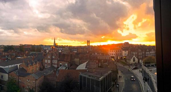 2 Bedroom York City Centre Apartment - York