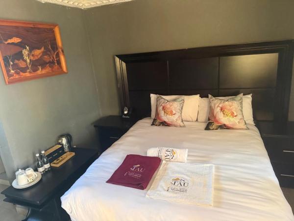 Tau Guesthouse - Lebowakgomo