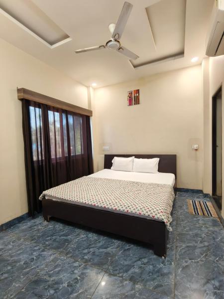 Hotel Om Stay - Omkareshwar