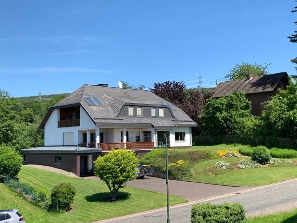 Ferienwohnung In Der Kaiser Villa - Melsungen