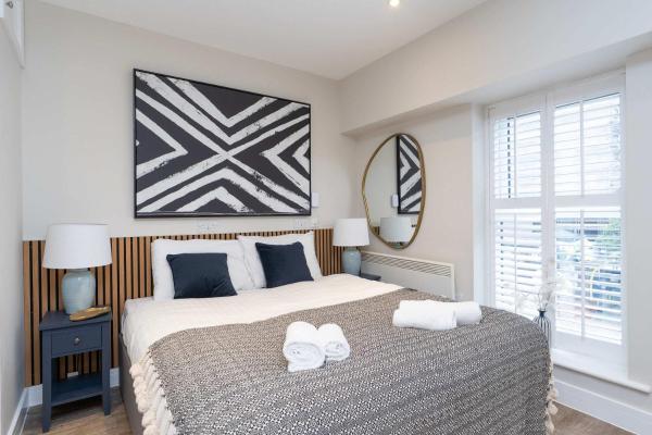 Ocean Village Studio Modern & Comfortable - Beaulieu