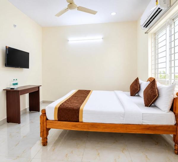 Stayzza Hotel & Service Apartments - Chennai