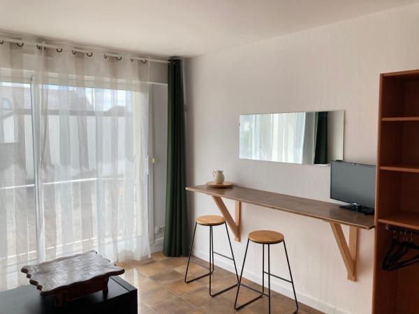 Studio à 100 M De La Plage - Goulien