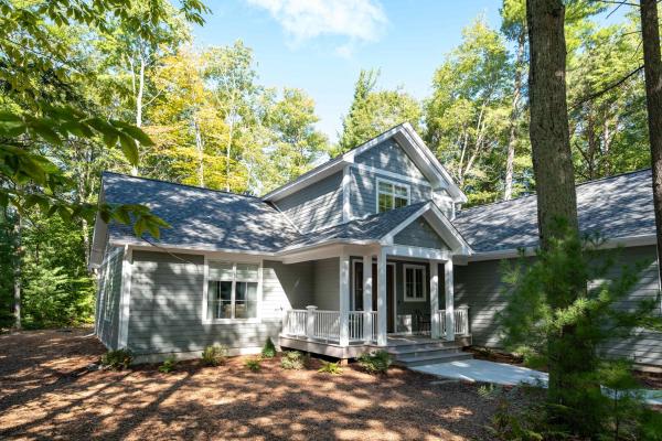 Woodstone Cottage Glen Arbor - Glen Arbor, MI