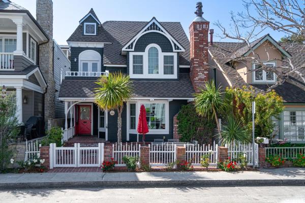 223 Agate Ave - Laguna Beach, CA