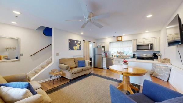 Beach Club - 20981 Coastal Hwy #4 - Dewey Beach, DE