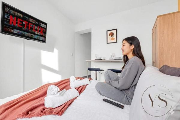 Sienna Suite 1e Near Alton Towers With Free Wi-fi And Netflix Access - Leek