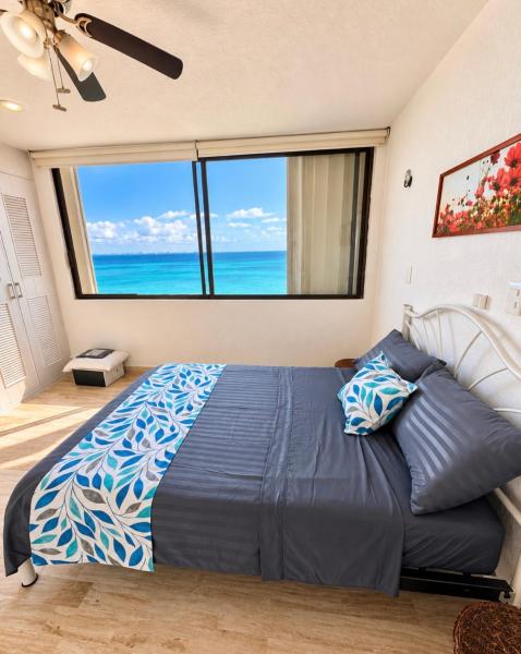 The Horizon By The Sea - Isla Mujeres