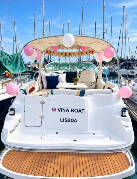 Vina Boat - Unique Stay In Lisbon Marina - Moita