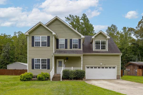 Hike, Beach & Explore! Family Home In Chesapeake - Chesapeake, VA