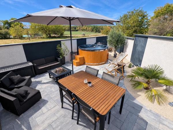 Tiny House Climatisé Et Jacuzzi Privatif - Haute-Saône