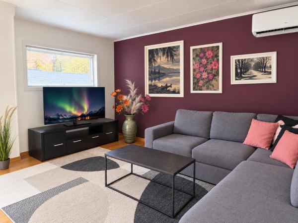 Isrenna House - 2-storey 3-bedroom Home In Tromsø - Free Parking - Tromsø