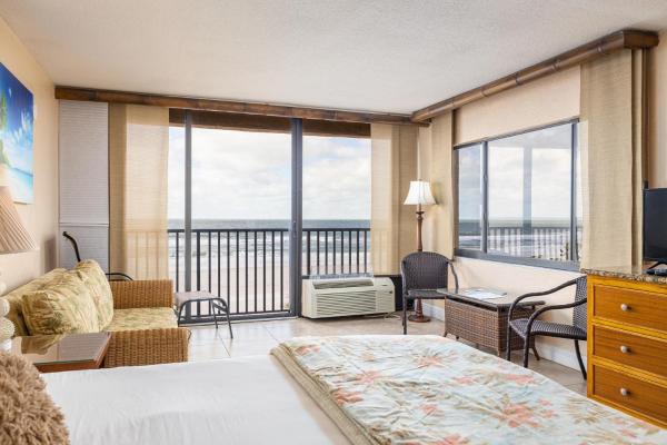 Anna Maria Island Dream Inn - Bradenton Beach, FL