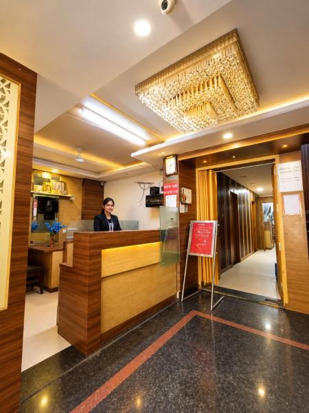 Arivoo Hotel Celebration Inn - Gwalior