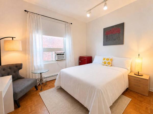 Downtown Toronto Suites Room 2 Parking Available - Mississauga