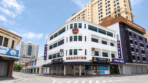 Swing & Pillows - Grand Inn George Town Penang - George Town