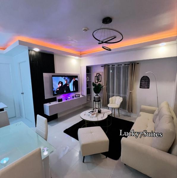 Lucky 7 Suites Aesthetic Vibes - Muntinlupa