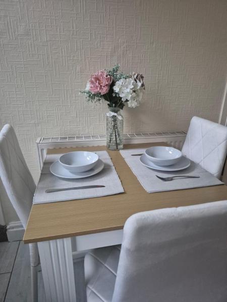 Cosy Stays - Oldham