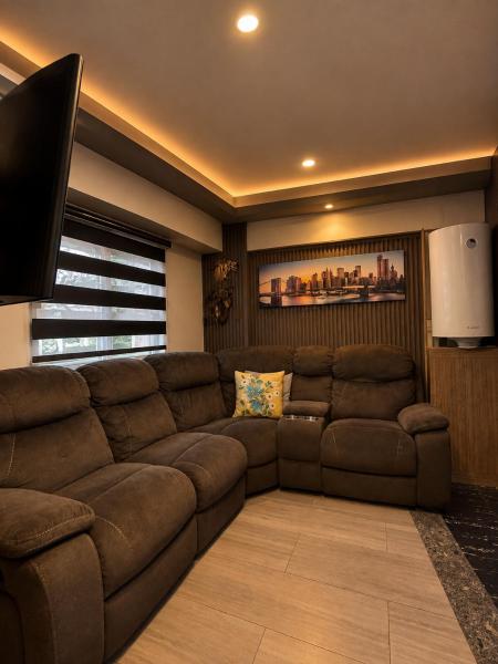 Clockworkorange Luxury Suites - Philippines